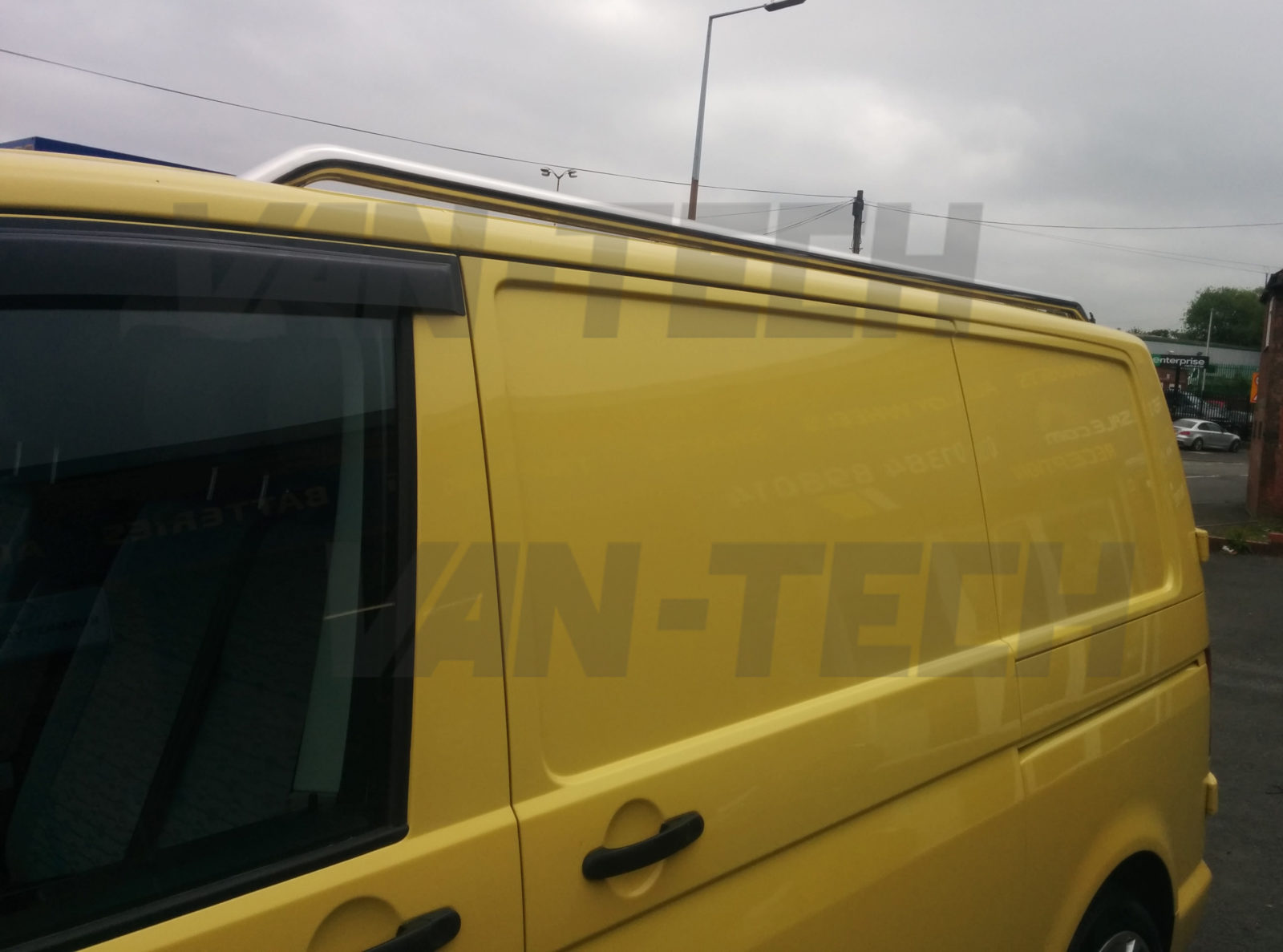 VW transporter T5 w stainlees steel roof rails | Van-Tech