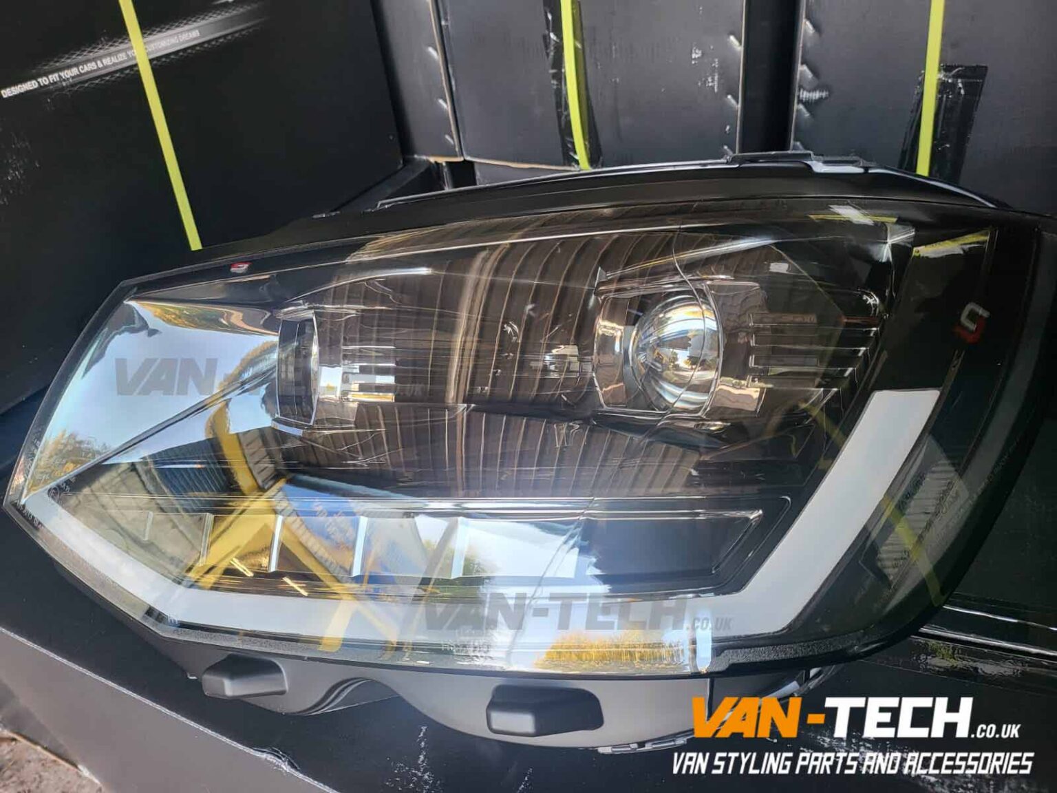 VW Transporter T6 LED DRL Light bar Headlights Dynamic Indicators