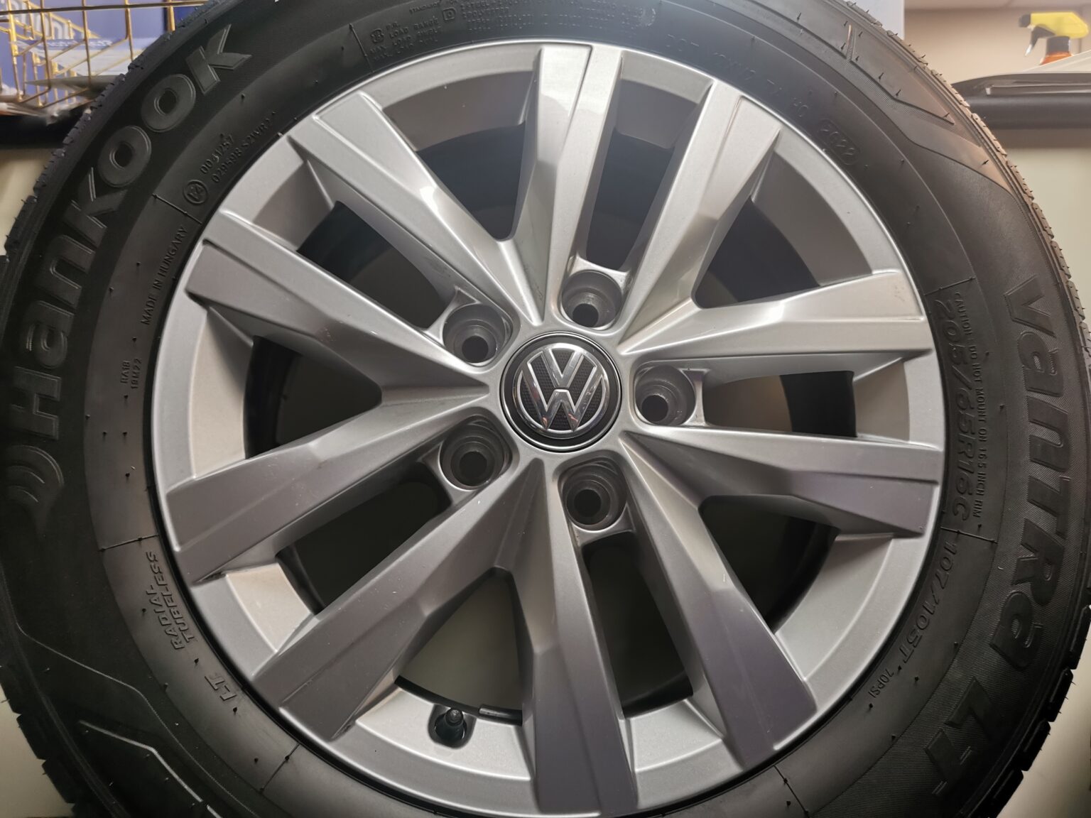 Genuine VW Transporter Alloy Wheel clearance sale