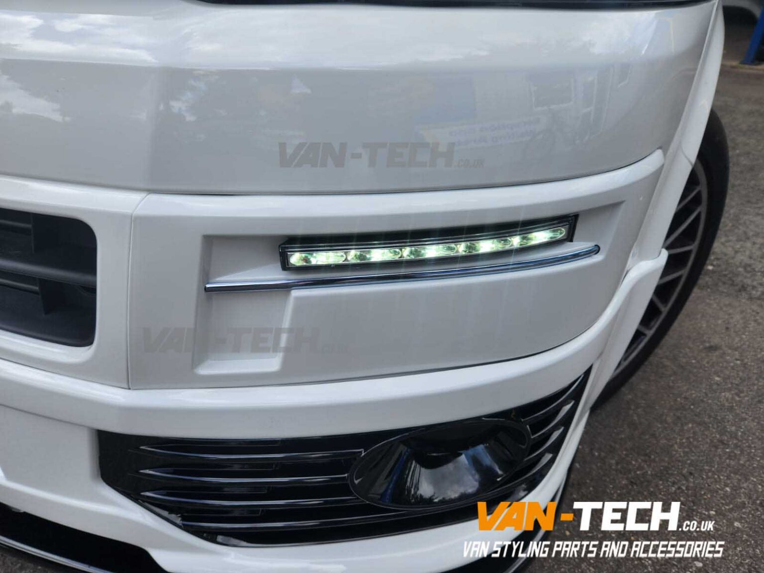 VW Transporter T5.1 Front End Upgrade Parts - Grille, Sportline