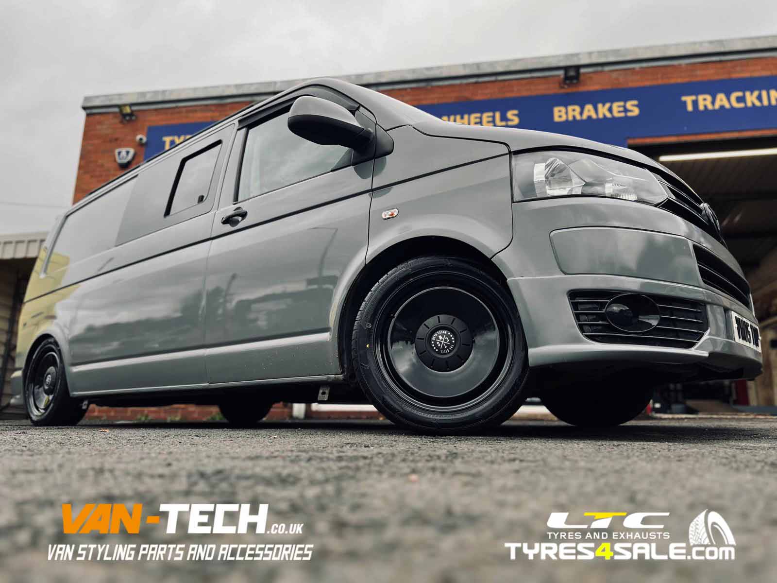 JBW Flat Boys 18″ Steel Wheels Gloss Black VW Transporter