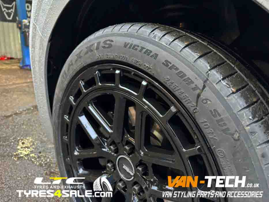 VW Transporter T7 Alloy Wheels Calibre CV3 Gloss Black 20″